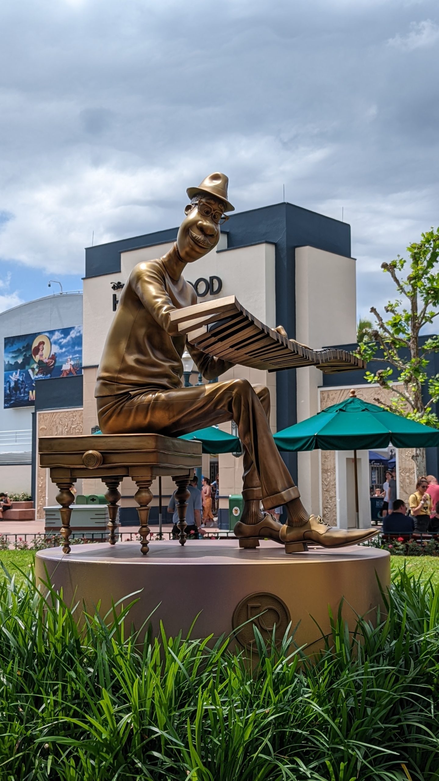 All 50 of Disney’s Golden Character Statues Locations - Disney Kinda Life