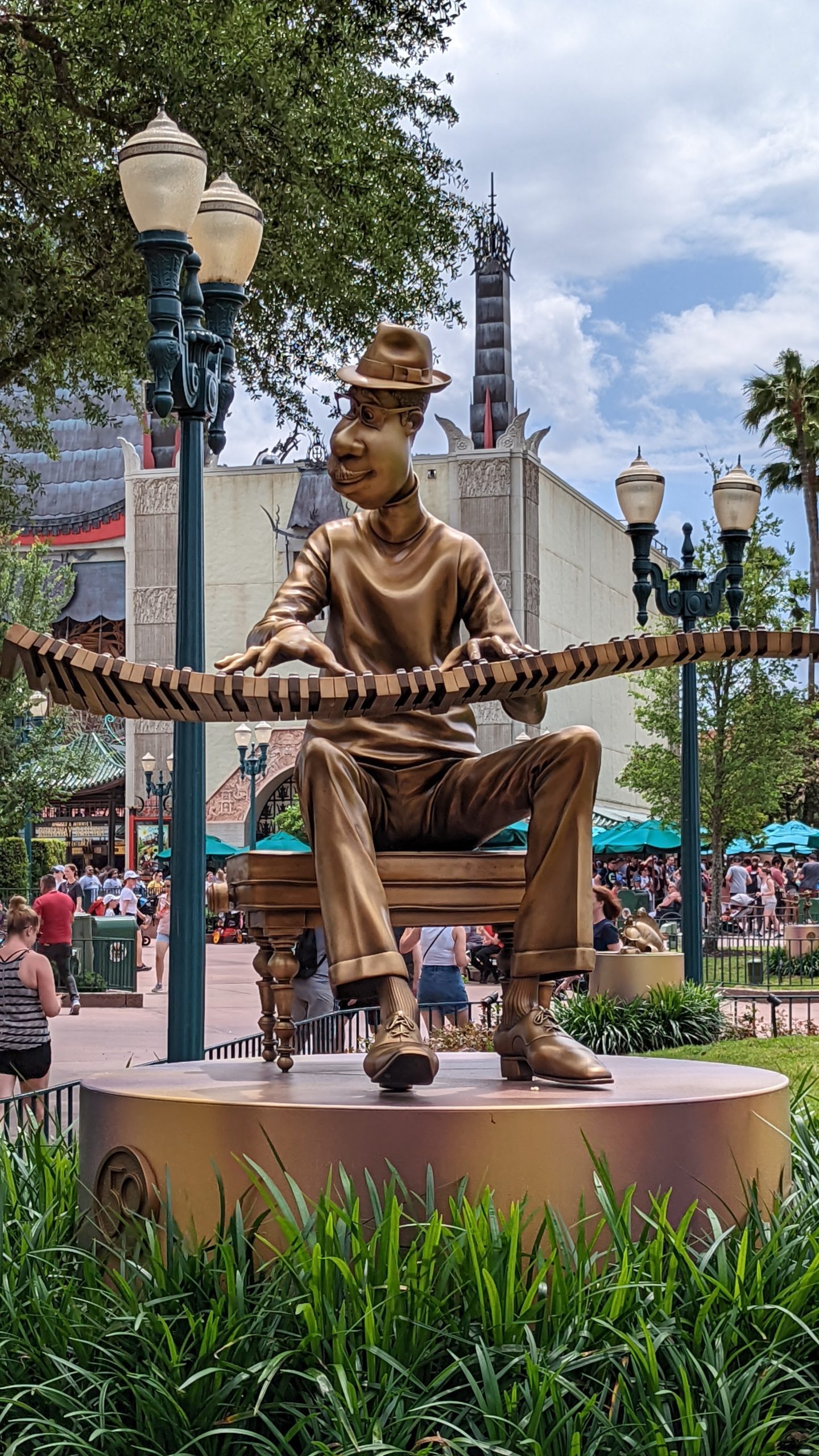 All 50 of Disney’s Golden Character Statues Locations - Disney Kinda Life