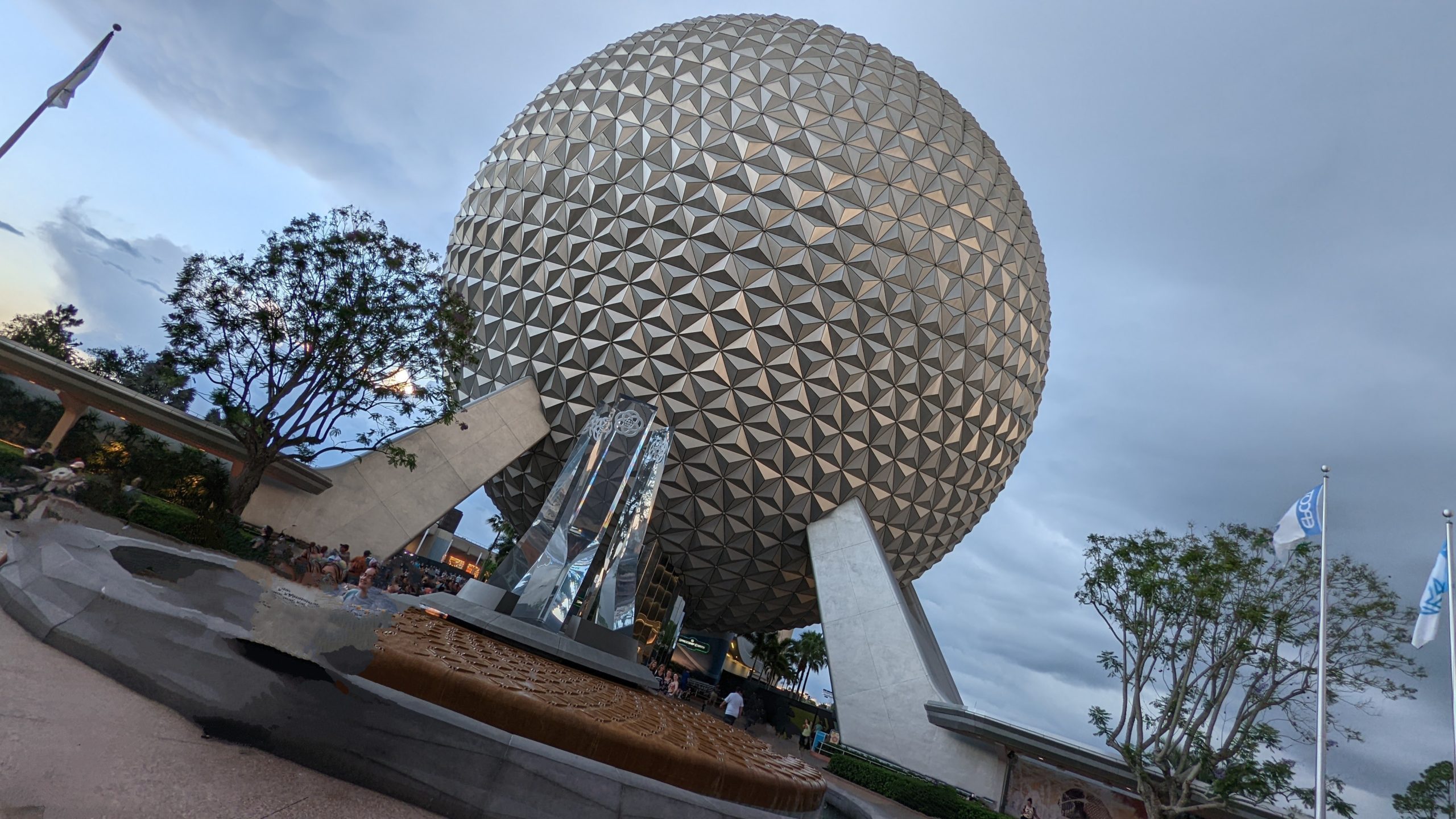 EPCOT World Showcase: A Walkthrough for Non-Thrill Ride Attractions ...